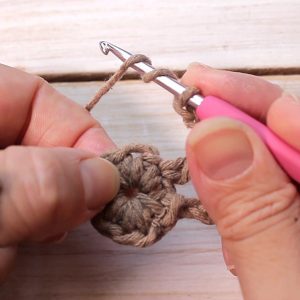 How to Triple Crochet aka Treble Crochet Stitch (tr)