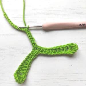 How to Crochet Mistletoe - Free Crochet Pattern