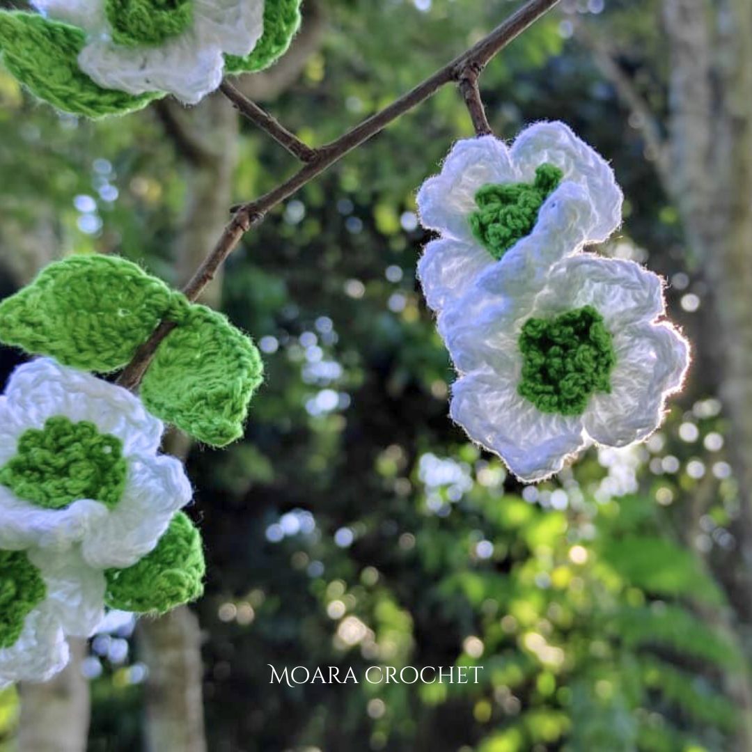 Crochet Dogwood Flower