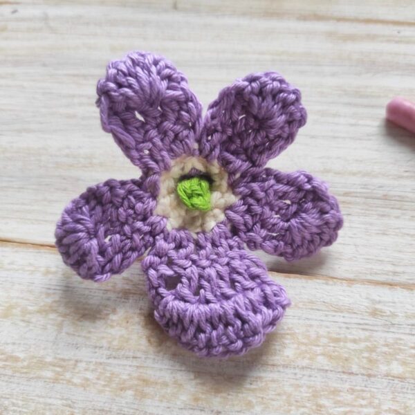 Crochet Violet